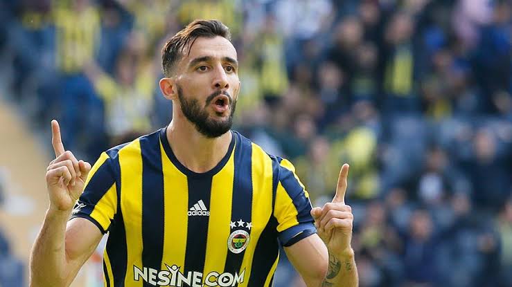 The best Turkish football player ever | UwUFUFU